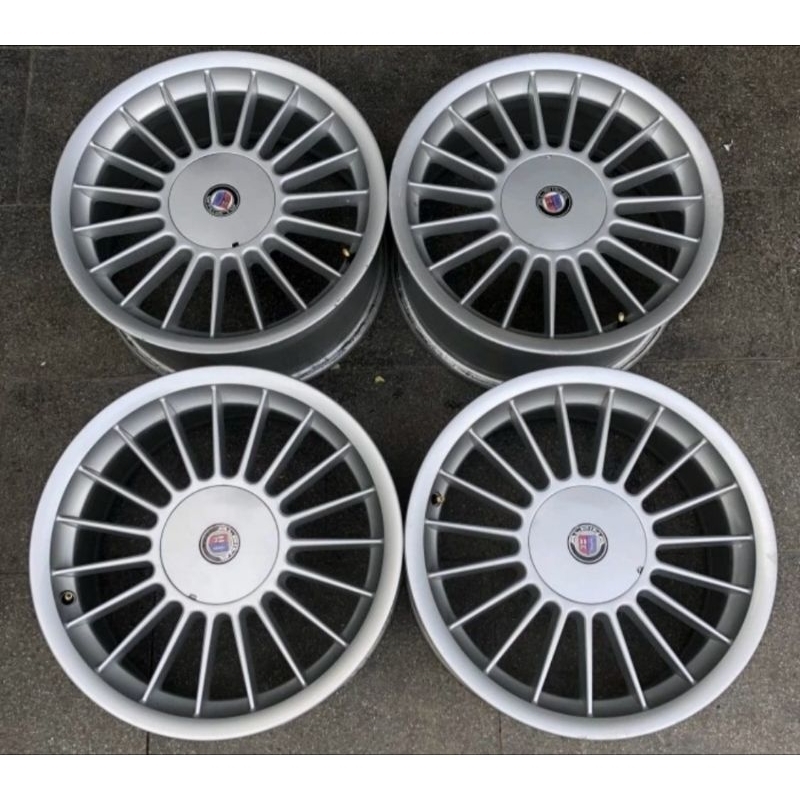 Jual Velg ALPINA Softline R17 Supercopy. Dop lengkap. Lebar 7.5. Et 38 ...