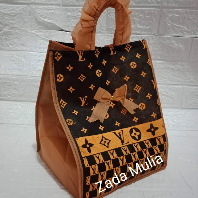 Jual 12 pcs Tas Hajatan kain Spunbond Batik Pita Ukuran box 22x22 cm goodie bag unik tasyakuran ...