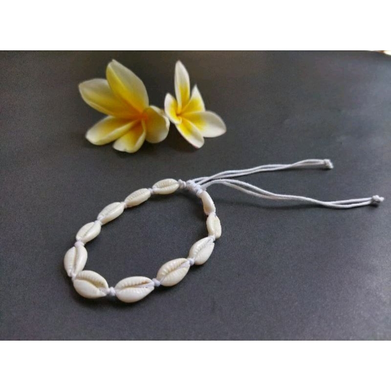 Jual Gelang Choker Kerang Bohemian Tali Shambala | Gelang Kerang Khas ...