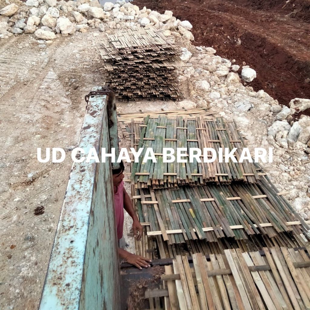 Jual Gedek Bambu 1,5x2 m, Sesek Bambu, Sasak Bambu | Shopee Indonesia