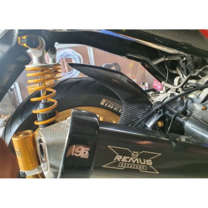 Jual spakbor kolong hugger belakang carbon kelar yamaha xmax | Shopee ...