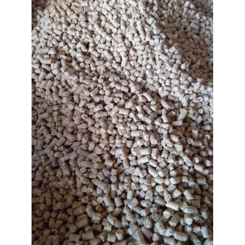 Jual Pur 551s pur babi pokphan pelet panjang pakan menggemukkan ayam ...