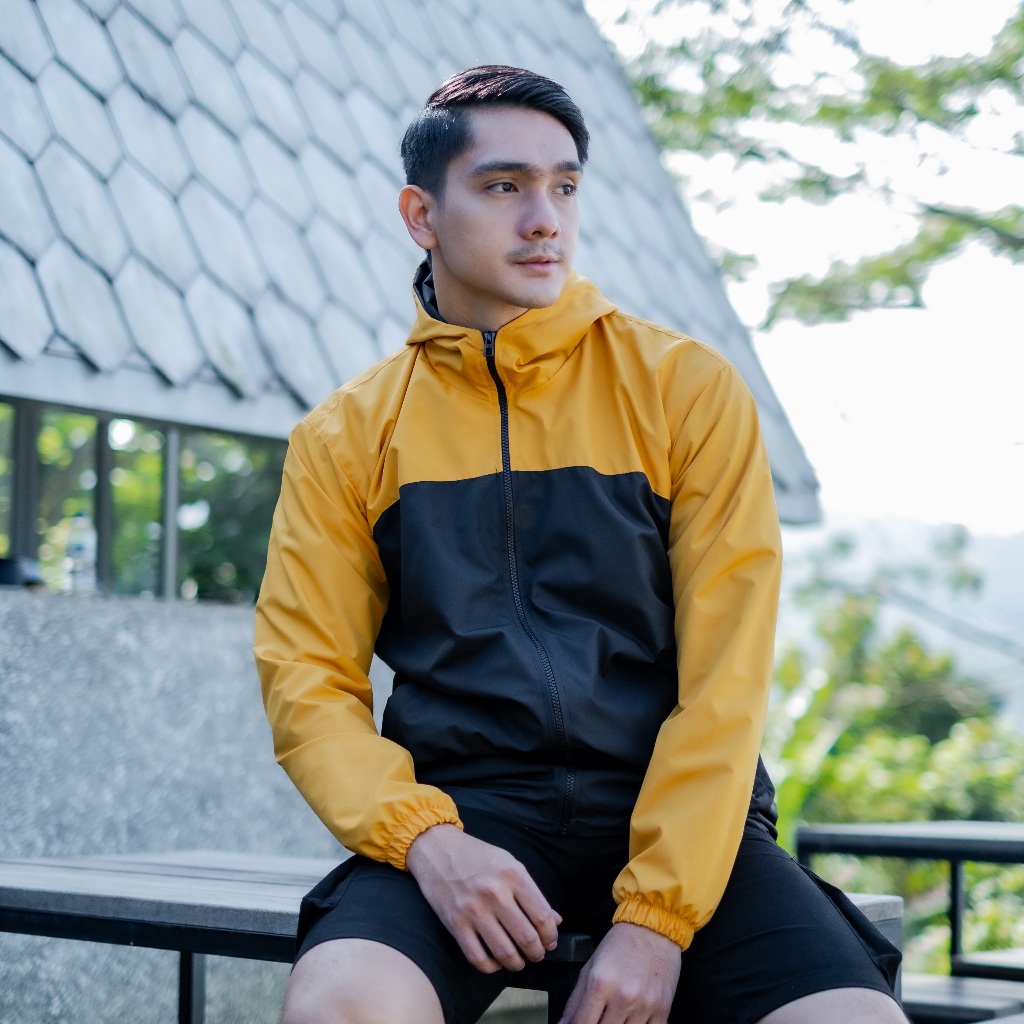 Jual BAPIN Covva Jaket Windbreaker Pria | Shopee Indonesia