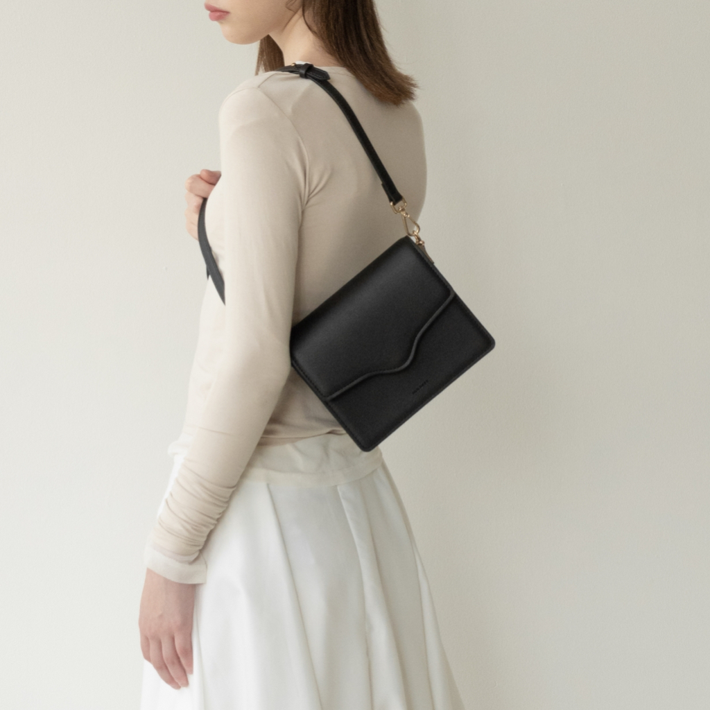 Jual HOLDREY - Alba Bag Small | Shopee Indonesia