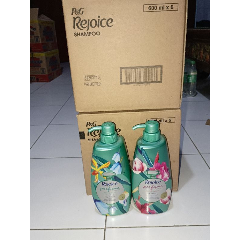Jual Rejoice Perfume Smooth Fresh Collection Shampoo 600ml | Shopee Indonesia