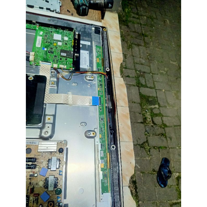 Jual Panel Layar Tv LED Samsung 32 inch | Shopee Indonesia