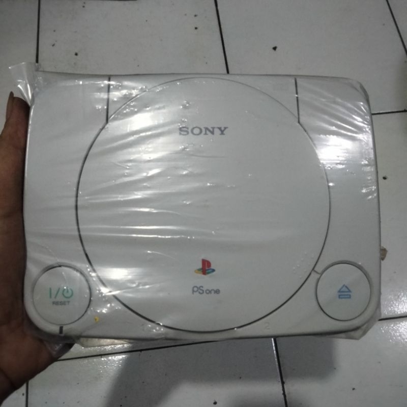 Jual PS1 one slim + adaptor kondisi normal | Shopee Indonesia