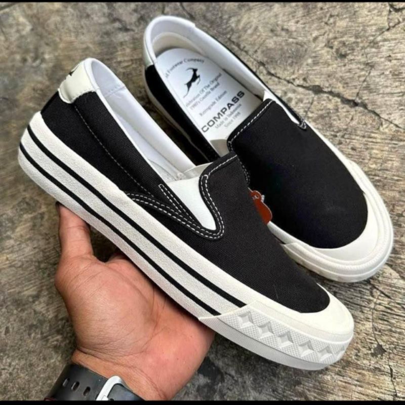 Jual Compass Retrograde Slip On | Shopee Indonesia