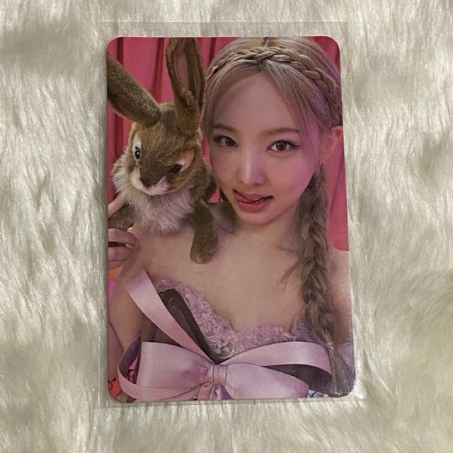 Jual TWICE PHOTOCARD OFFICIAL MOMO DICON,NAYEON MACAROON FORMULA OF LOVE O+T=
