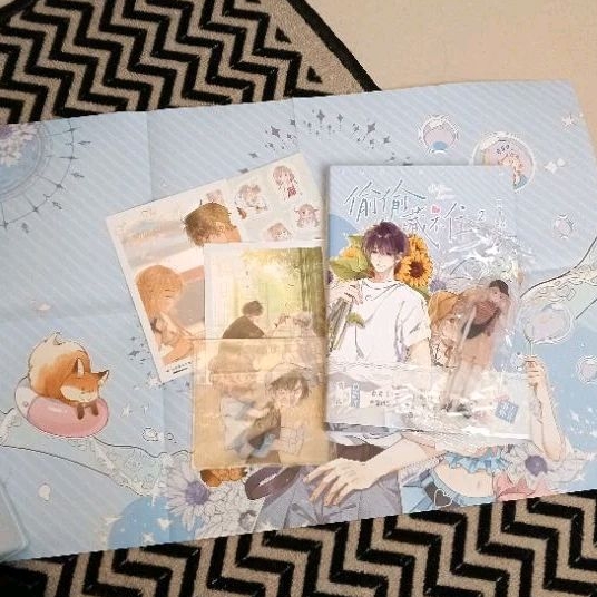 Jual Hidden love vol 2 book merch Sharing | Manhwa manhua | Shopee ...