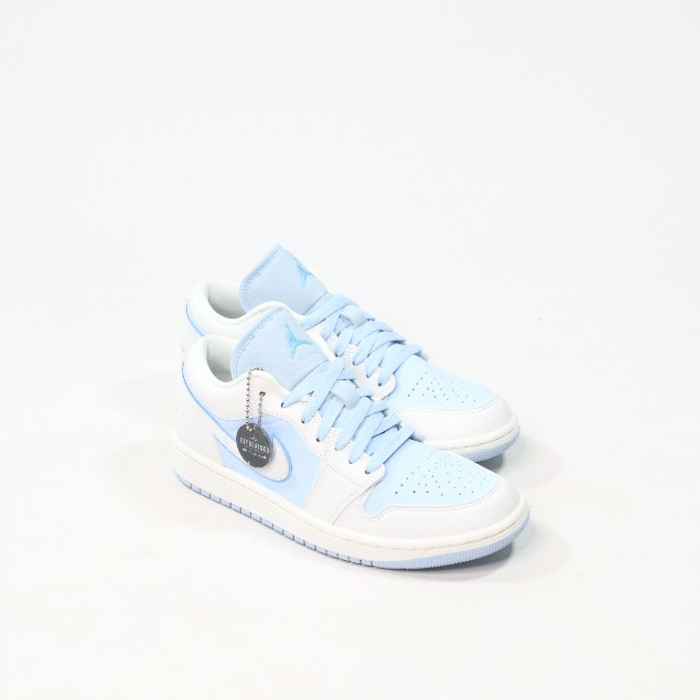 Jual Air Jordan 1 Low SE Reverse Ice Blue (100% Authentic) | Shopee ...