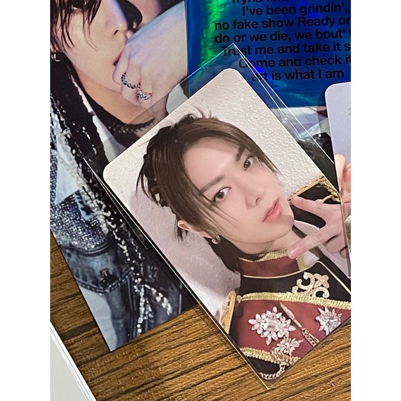 Jual Lucky Draw Yuta Fact Check/ Yuta Pangeran | Shopee Indonesia