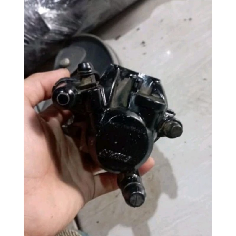 Jual kaliver depan/rem depan Honda matic beat Scoopy Vario LED vario ...