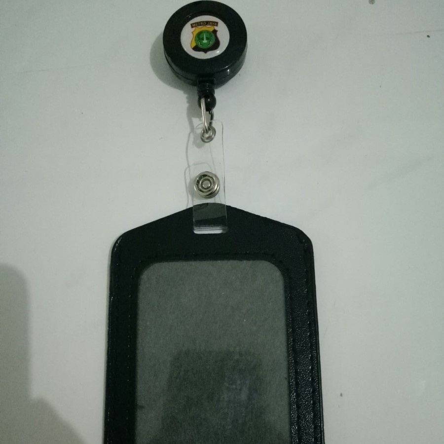 Jual Name Tag Id Card kulit kalep Hitam plus yoyo dan Logo Polda Metro ...