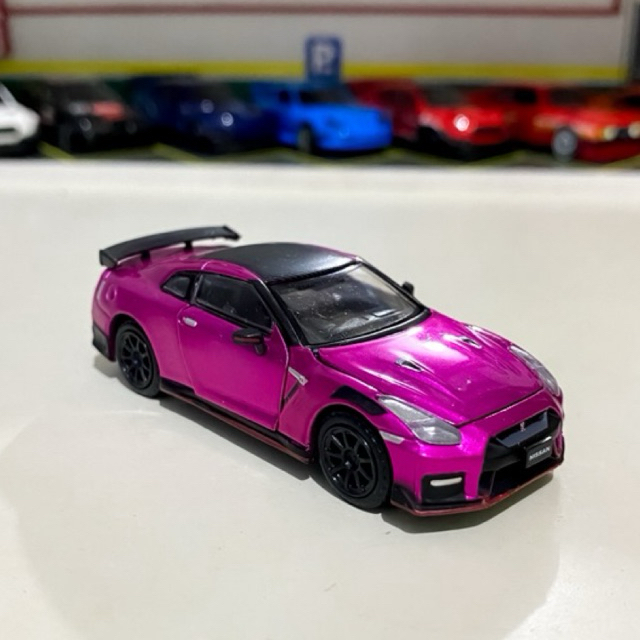 Jual Era Car Nissan GT - R R35 Nismo Chrome Pink Special Edition ...