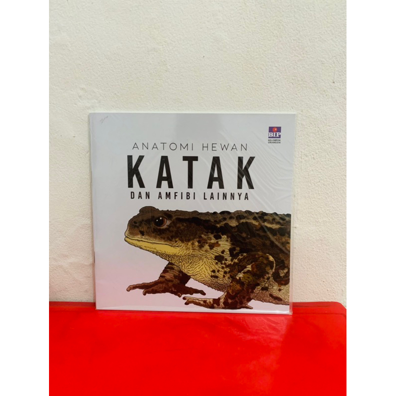 Jual Gramedia : buku anatomi hewan : hiu dan ikan lainnya / katak dan ...