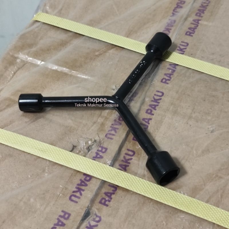 Jual Kunci Sock Y Hitam 10 - 12 - 14 mm Socket Sok Wrench Shocked ...