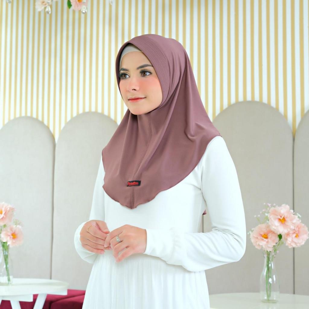 Jual Hijab Daily Shaena Size M Matt Jersy Bergo Pet Busa Antem Casual | Shopee Indonesia