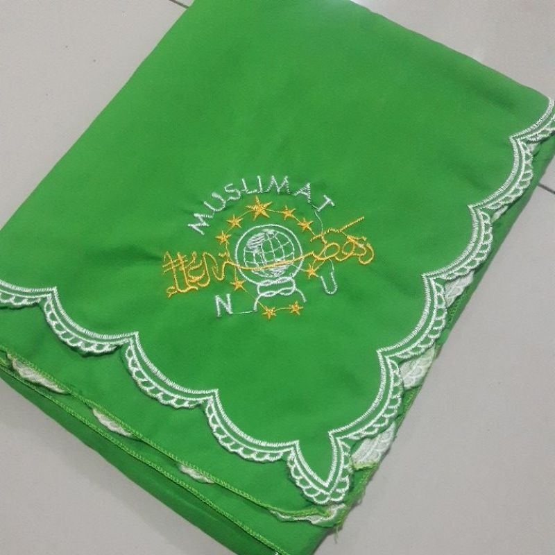 Jual jilbab/hijab hijau muslimat NU bordil logo. | Shopee Indonesia