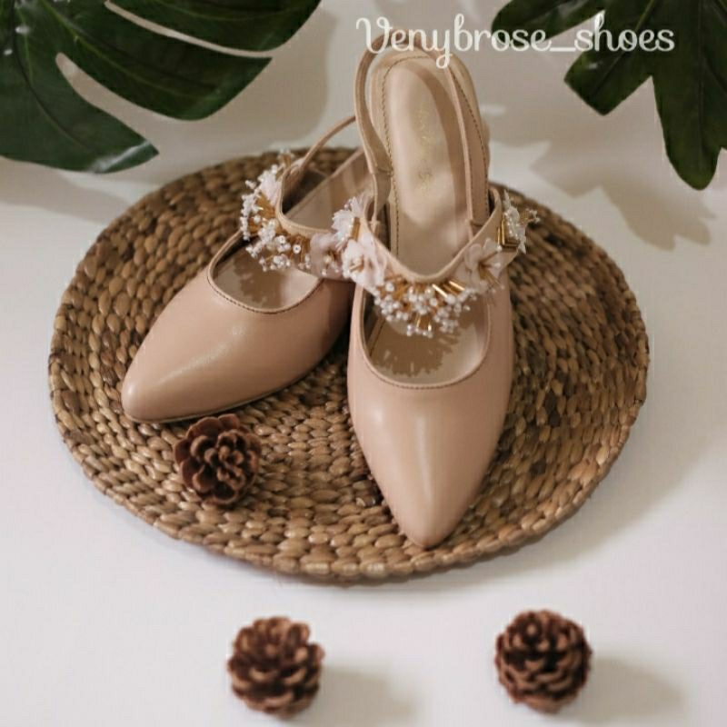 Jual vb label- Sepatu wanita heels manik manik cream ivory sepatu payet ...