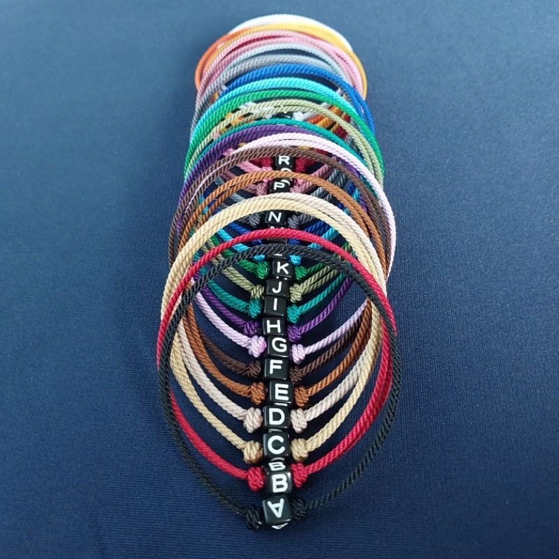 Jual gelang inisial huruf A-Z redy 21 warna tahan air | Shopee Indonesia