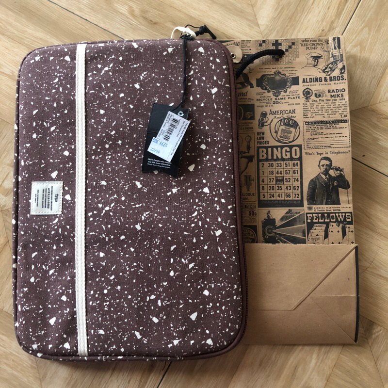 Jual TYPO laptop case 13 inch | Shopee Indonesia