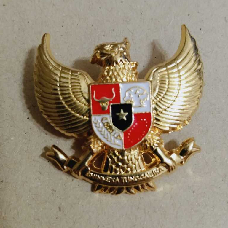 Jual Pin Garuda Bahan Kuningan Cor 3 cm | Shopee Indonesia