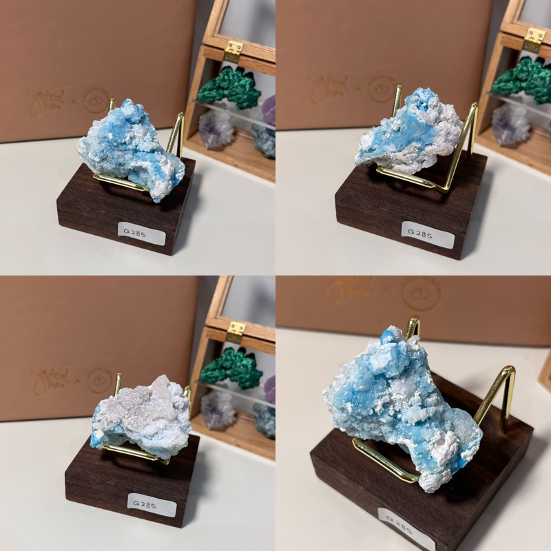 Jual mineral blue gibbsite crystal specimen raw biru gypsum creedite ...