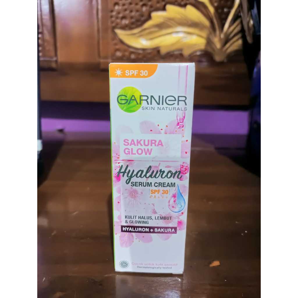 Jual Garnier Sakura Glow Hyaluron Serum Cream Spf 30 20 ml | Shopee ...