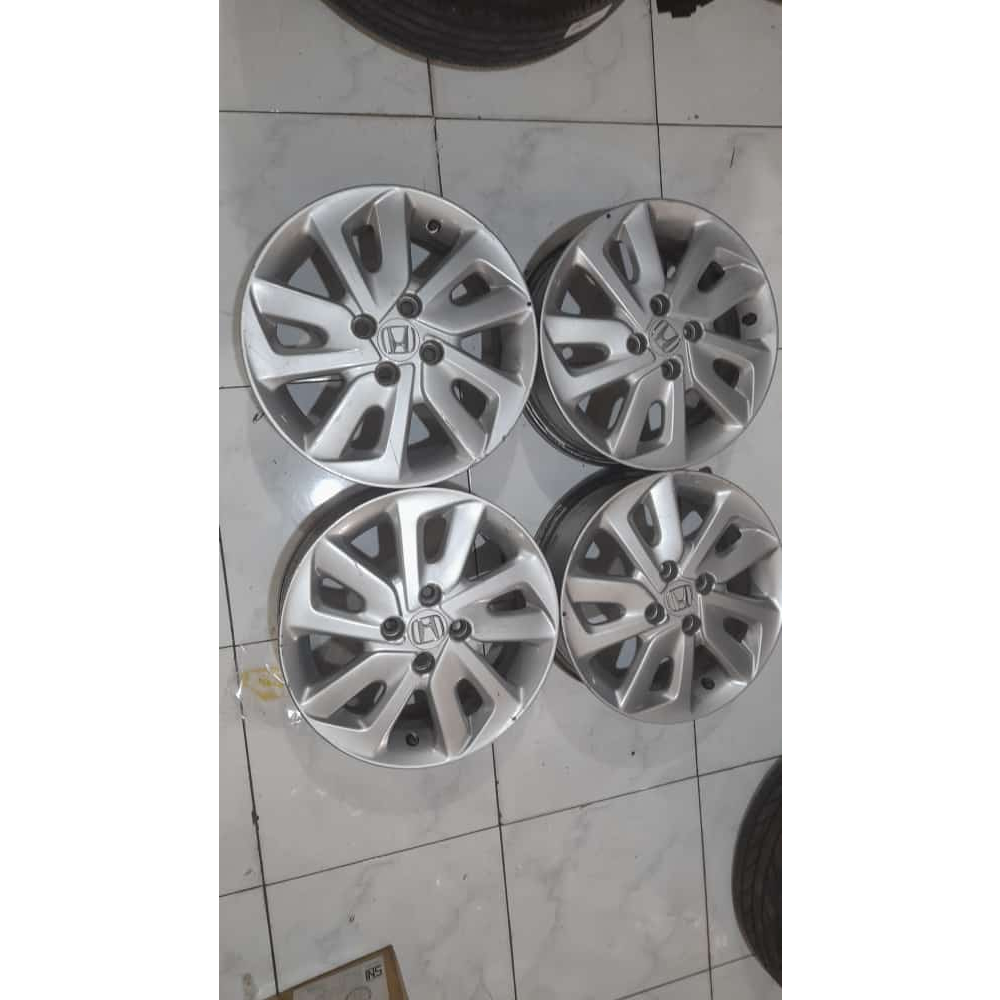 Jual VELG MOBIL BEKAS ORI COPOTAN STANDAR MOBILIO R15 X5,5 4X100 ET53 SILVER | Shopee Indonesia