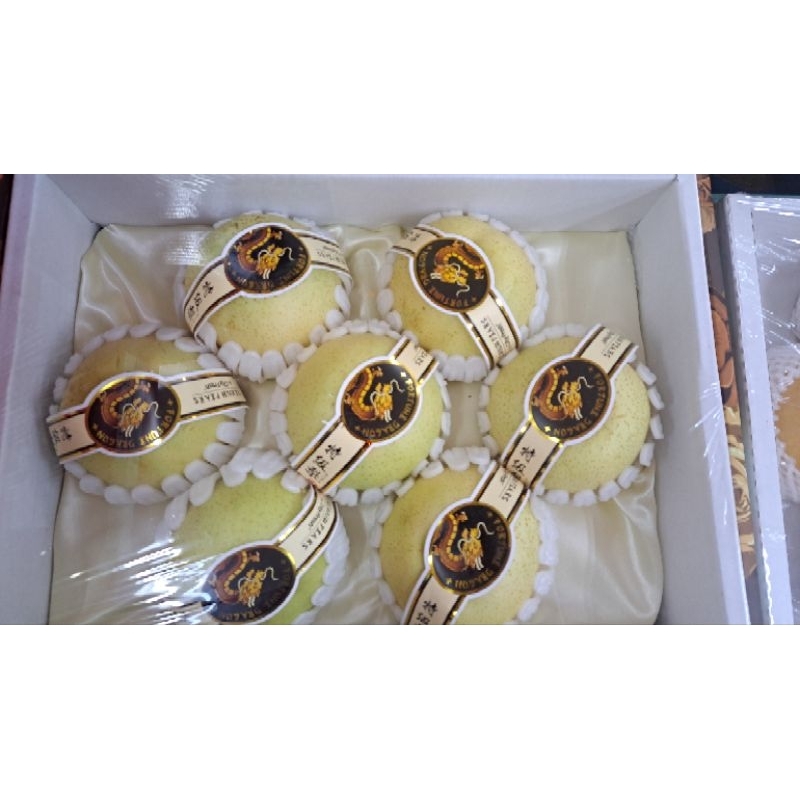 Jual Buah Pear Golden RRC Spesial Gift Box Imlek | Shopee Indonesia
