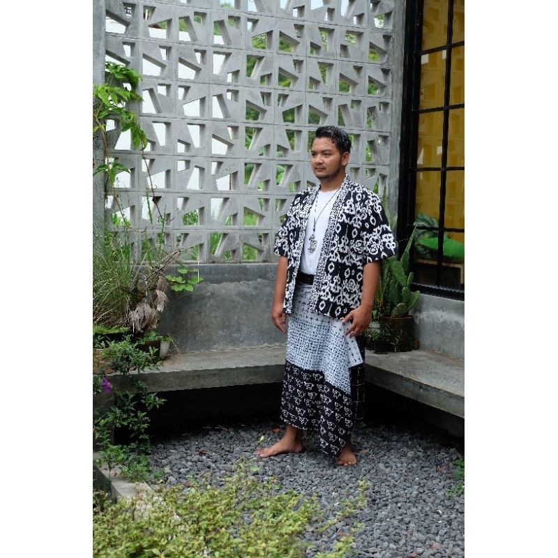 Jual Outer Batik Oversize Unisex Pria dan Wanita Gaul Kekinian | Shopee ...