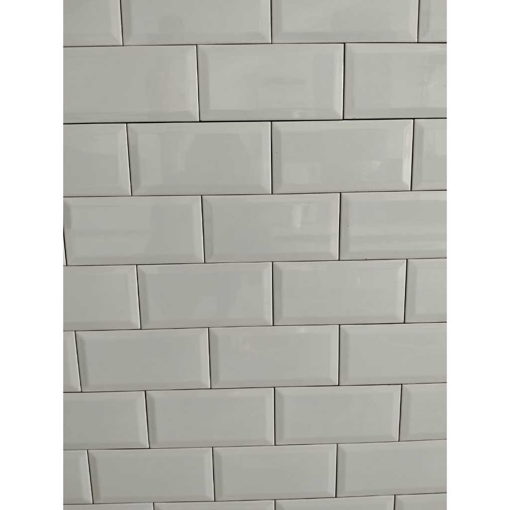 Jual Athena Old Bevel Bata Putih 10x20 Grade A | Shopee Indonesia