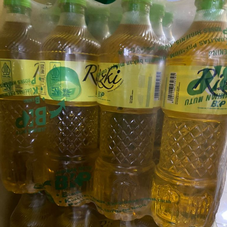 Jual MINYAK GORENG RIZKI 850ml 1 KRAT ISI 12 | Shopee Indonesia