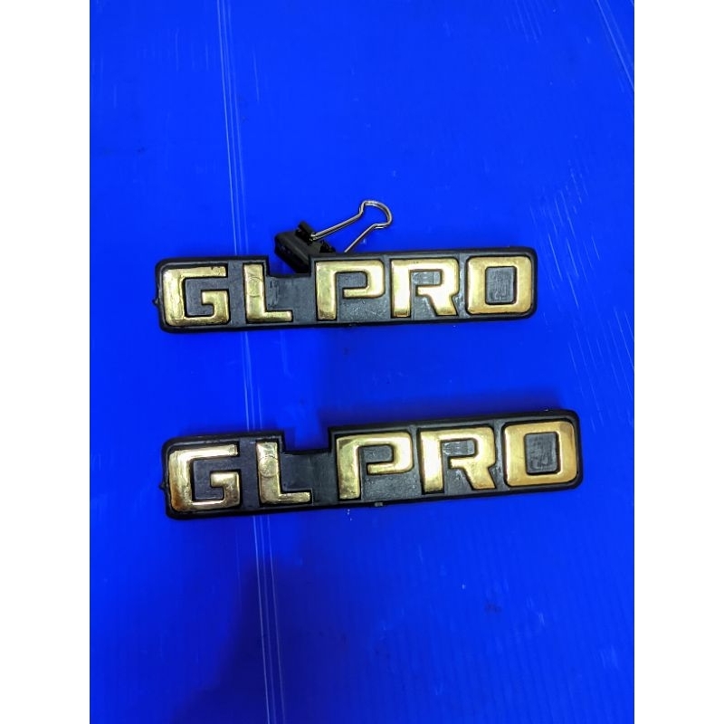 Jual EMBLEM BOX ACCU AKI GL PRO | Shopee Indonesia