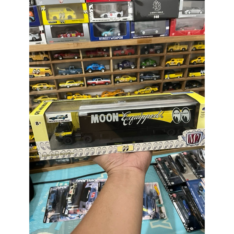 Jual M2 Machines Haulers Mooneyes 1969 Dodge L600 & 1969 Dodge Charger ...