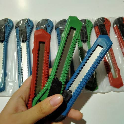 Jual PISAU CUTTER / PISO CUTTER cuter kater Besar Pemotong Dus ATK ...