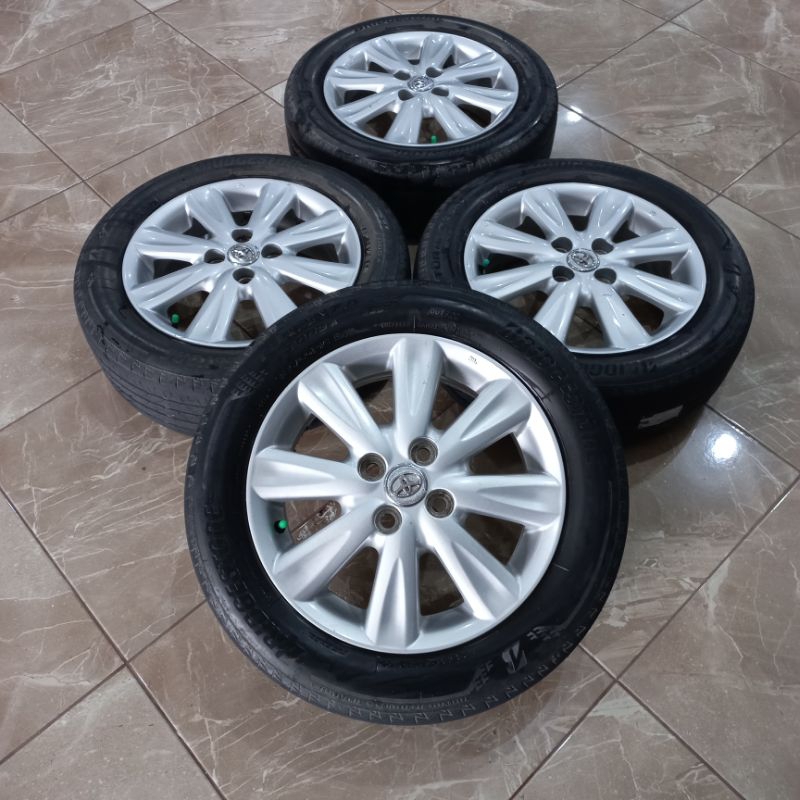 Jual VELG MOBIL SEKEN | STANDAR YARIS R15X5,5 PCD 4X100 | VELG ONLY TANPA BAN | Shopee Indonesia