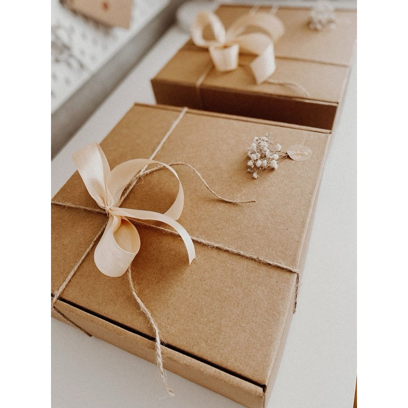 Jual Packaging Hampers Kardus Kado Pernikahan Anniversary Ulang Tahun ...
