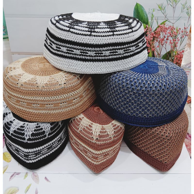 Jual PECI RAJUT OVAL BERAGAM WARNA DAN MOTIF PECI SONGKOK KOPIAH SEGALA ...