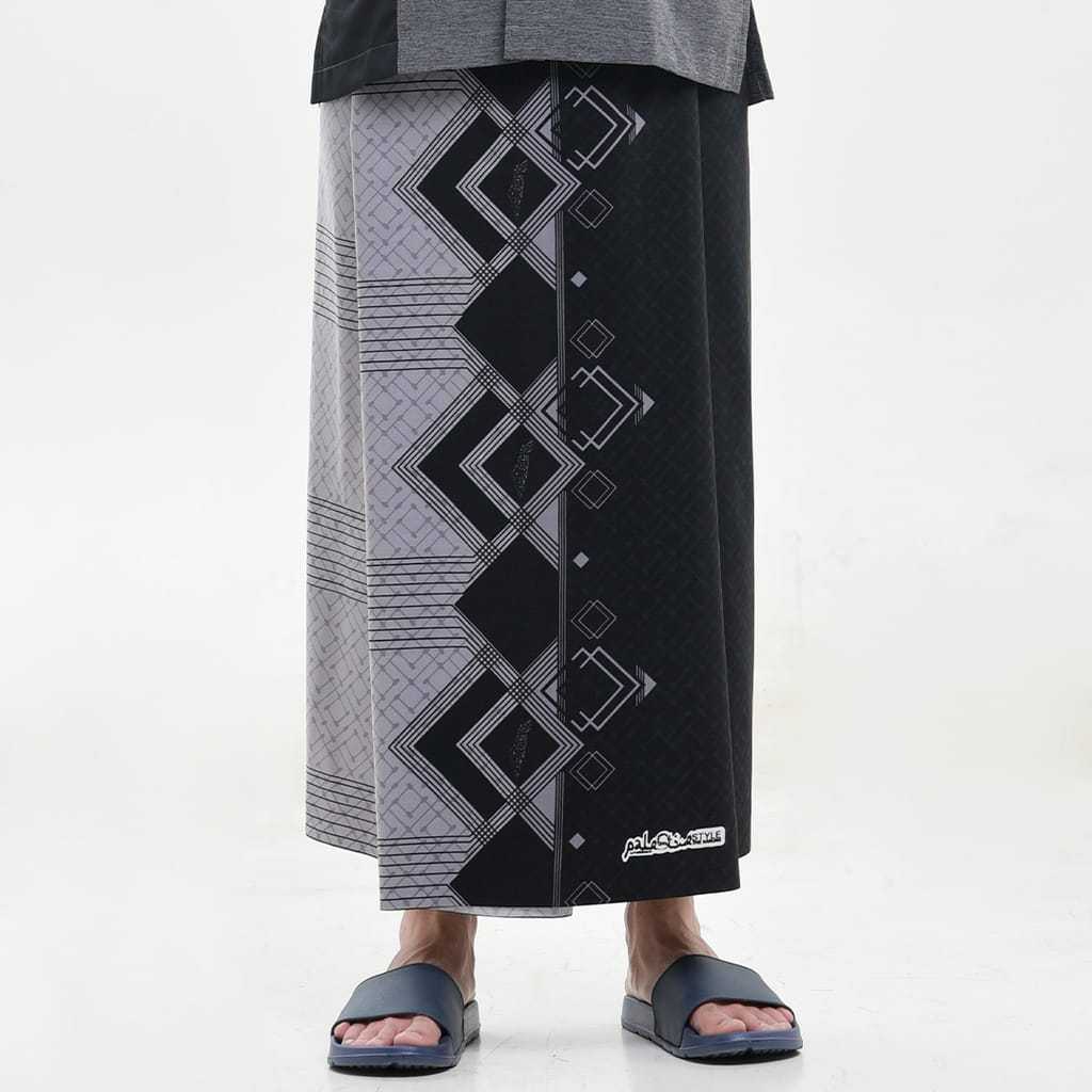 Jual Sarung Rabbani Palestine Warna Hitam Putih Original 100% Terbaru ...