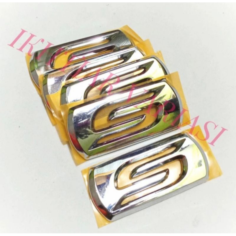 Jual Emblem Tulisan Type S Huruf S Mobil Toyota Avanza | Shopee Indonesia