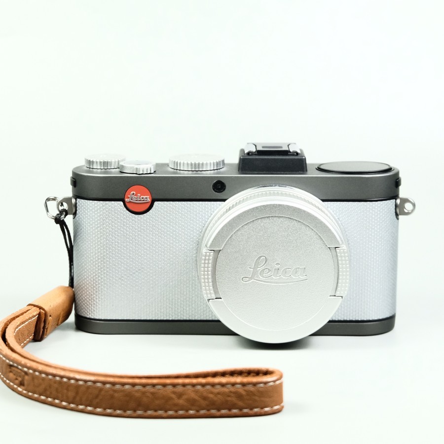 Jual Leica X-E Typ 102 APSC Compact Camera used with box mulus | Shopee ...