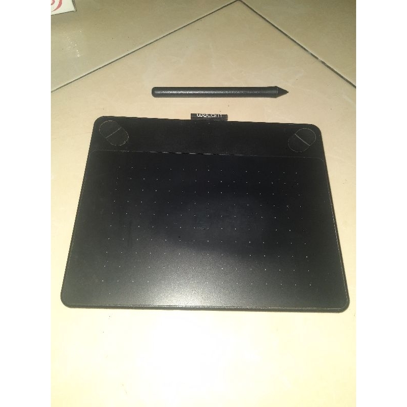Jual Wacom Intuos Comic CTH-490 Hitam (Preloved) | Shopee Indonesia