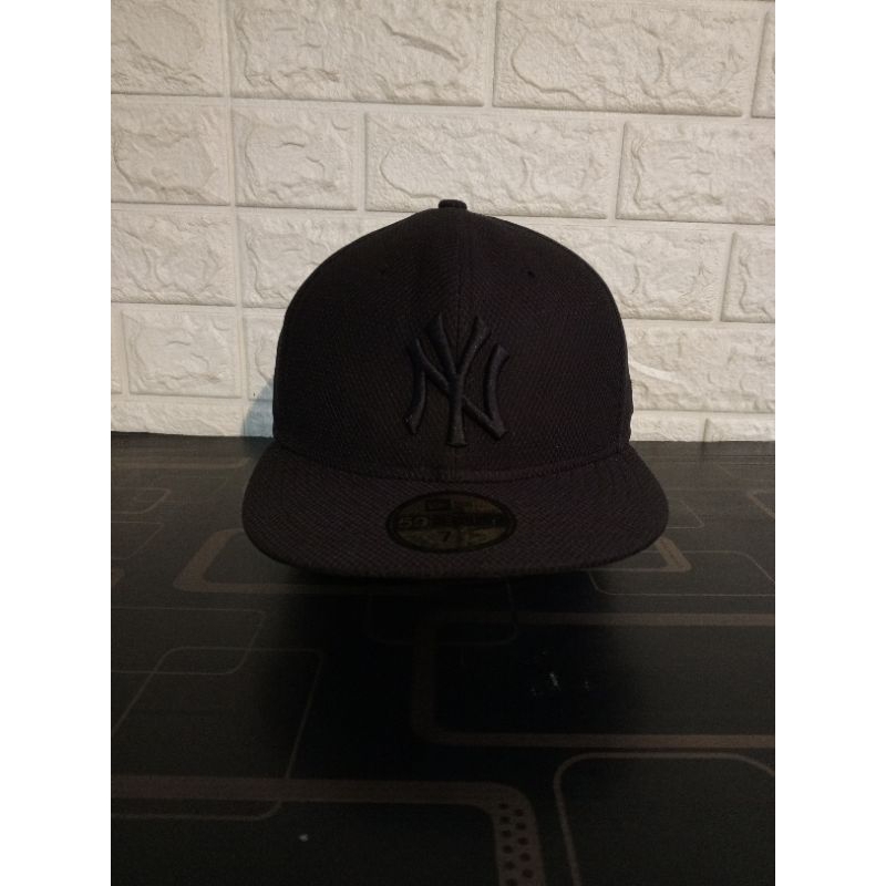 Jual Topi Baseball New Era Mlb New York Yankees black on black original ...