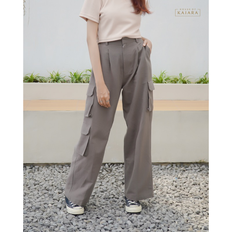 Jual House Of Kaiara - Lisa Cargo Pants-Celana cargo linen | Shopee ...