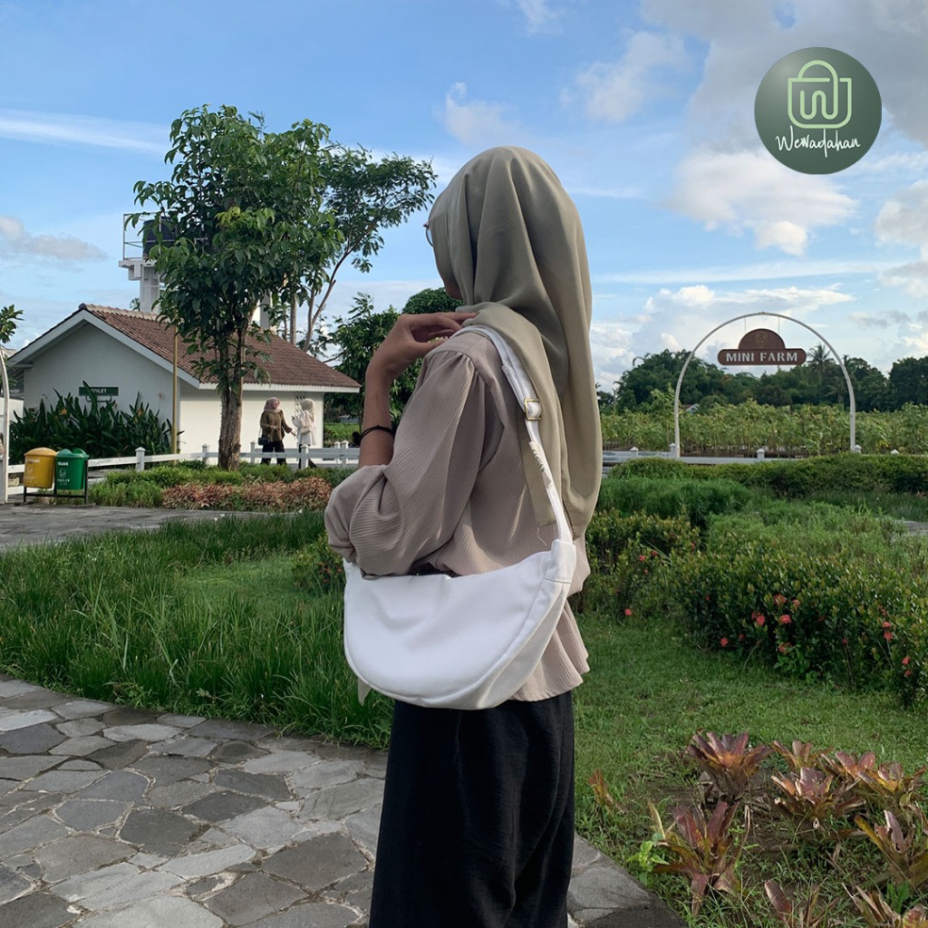 Jual Tas Selempang Kanvas Dumpling Bag Sporty Korean Style Unisex ...