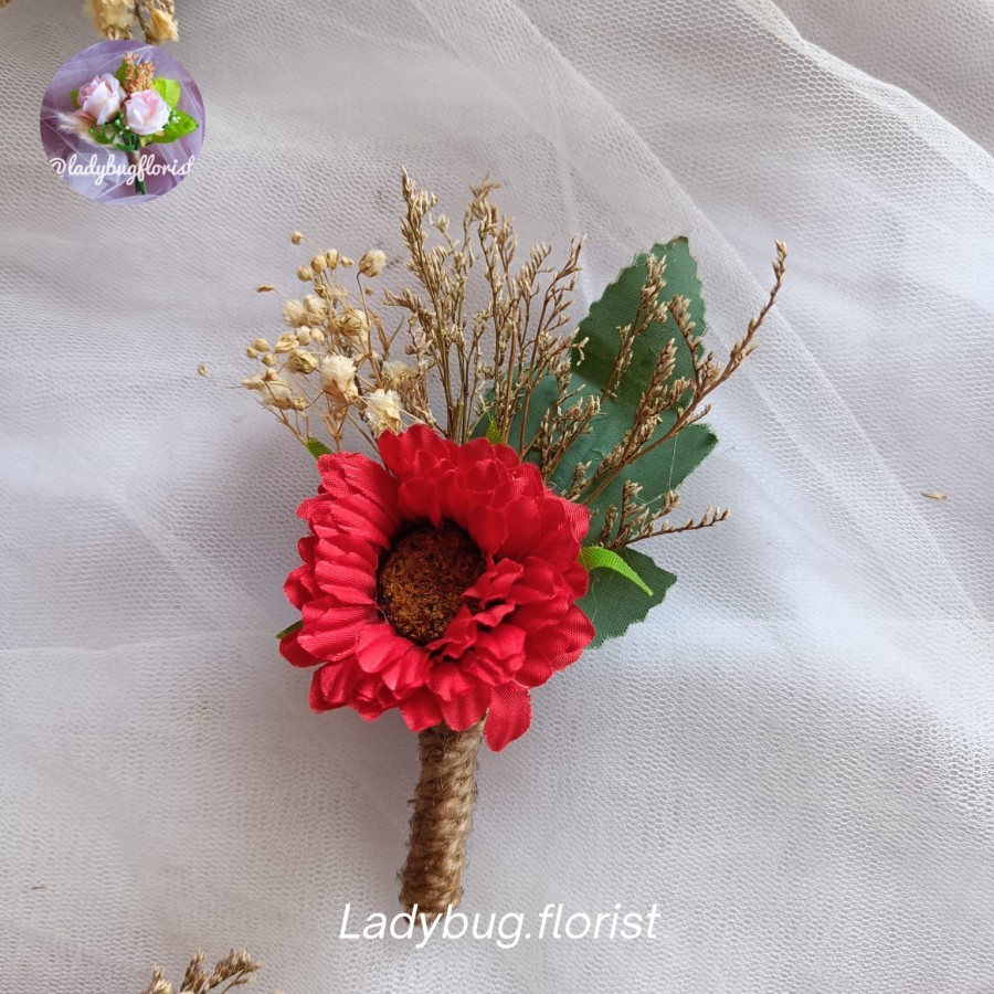 Jual corsage bunga jas wedding groom merah red daisy family | Shopee ...