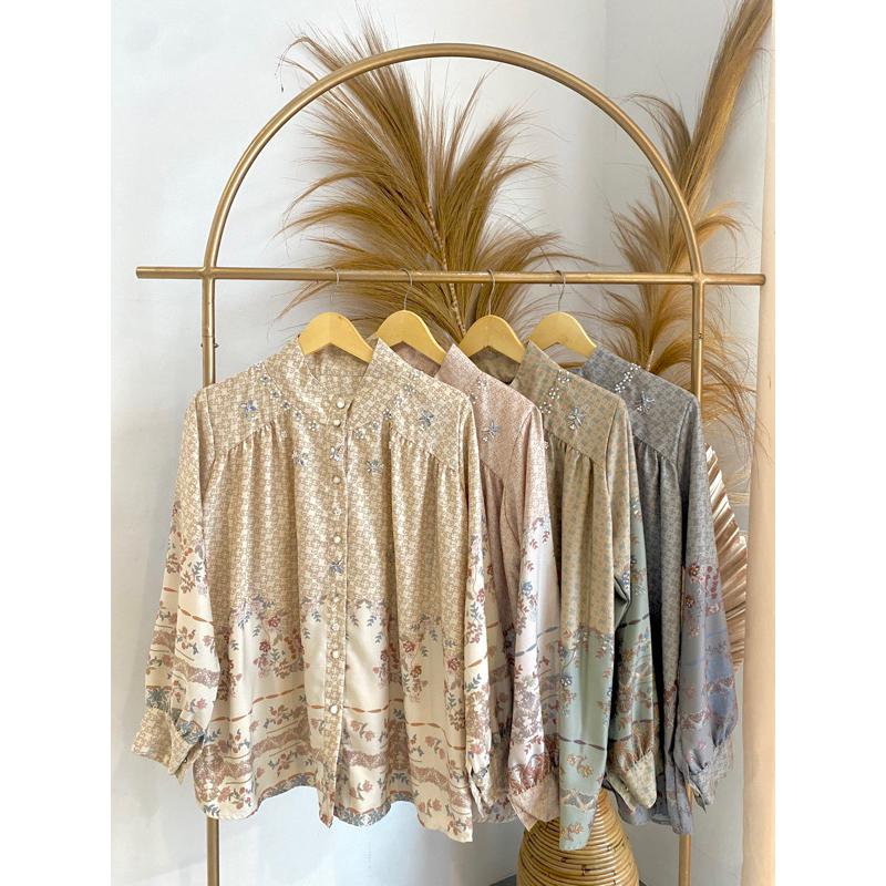 Jual HELENA BLOUSE | Shopee Indonesia