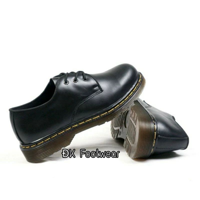 Jual SEPATU PRIA TERBARU SEPATU DOCMART SEPATU CASUAL PRIA KULIT SEPATU ...